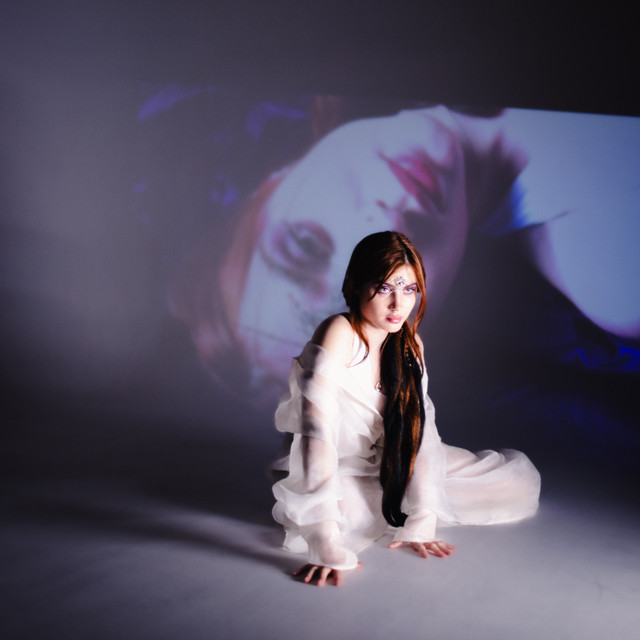 Alé Araya Artist Profile | Stereofox Music Blog - discover new music